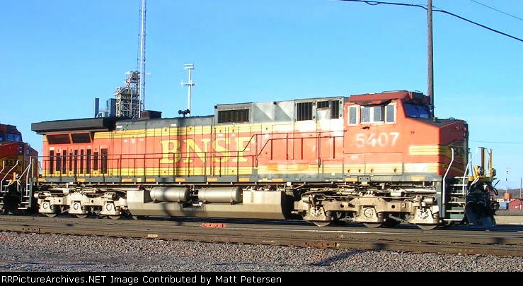 BNSF 5407